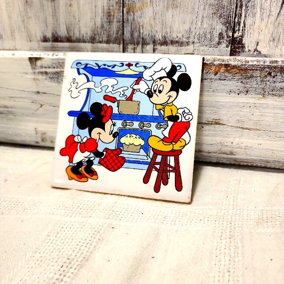 Disney | Kitchen | Vintage Disney Mickey And Minnie Cooking Trivet ...